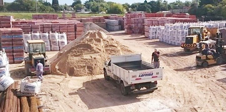 Construcción: intiman a corralones a entregar materiales | La Trocha ...