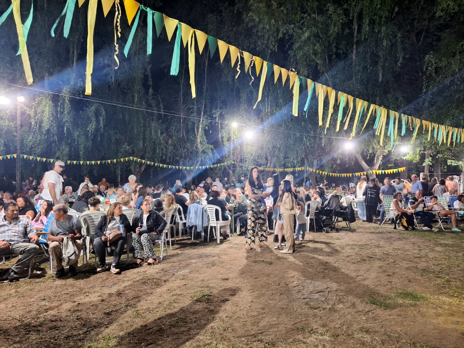 Exito total de La Fiesta de la Milanesa en Norumbega | La Trocha ...
